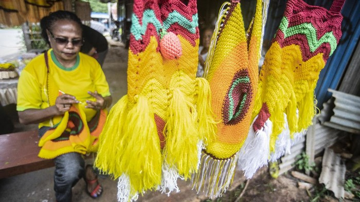 Noken Day Celebrated on 4 December, a Few Facts About a Papuan Heritage ...