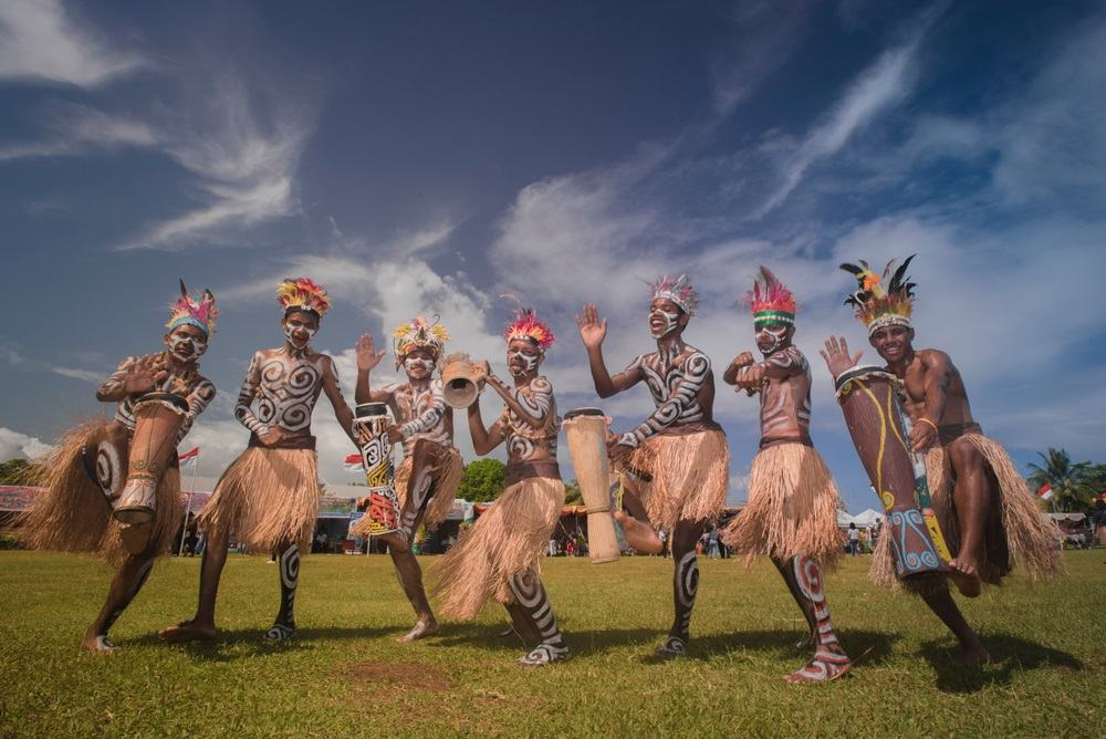 Aluyen Dance, a Captivating Cultural Heritage of Papua – West Papua Now